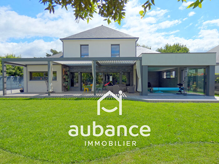 Juigné-sur-Loire : Maison 9 pièces à vendre