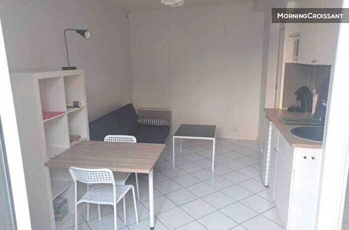 Appartement à louer - Ville Sud Ouest, Fontainebleau - 2 pièces - 1 chambre