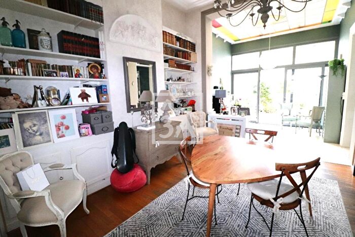 Maison à vendre - Dunkerque - 9 pièces - 5 chambres