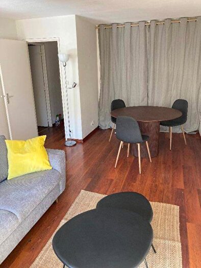 Appartement à louer - Bordeaux - 2 pièces - 1 chambre