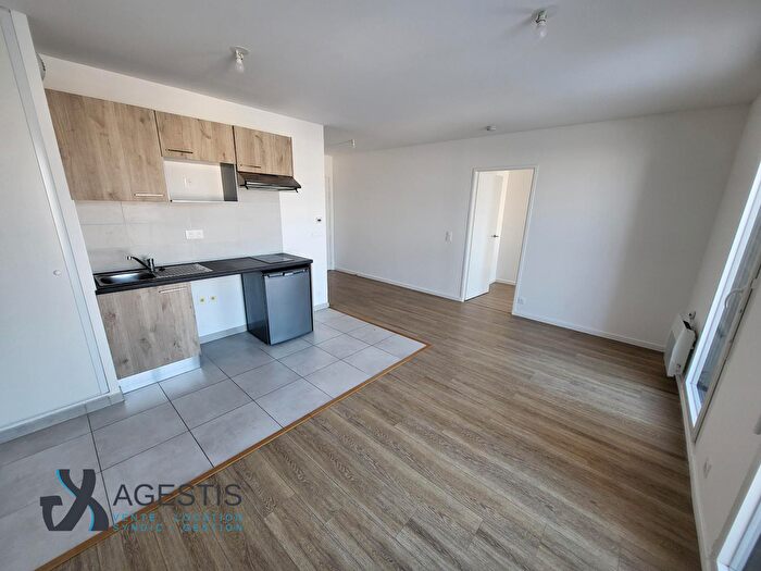 Appartement à louer - Moissy-Cramayel, Les Hauldres - 2 pièces - 1 chambre