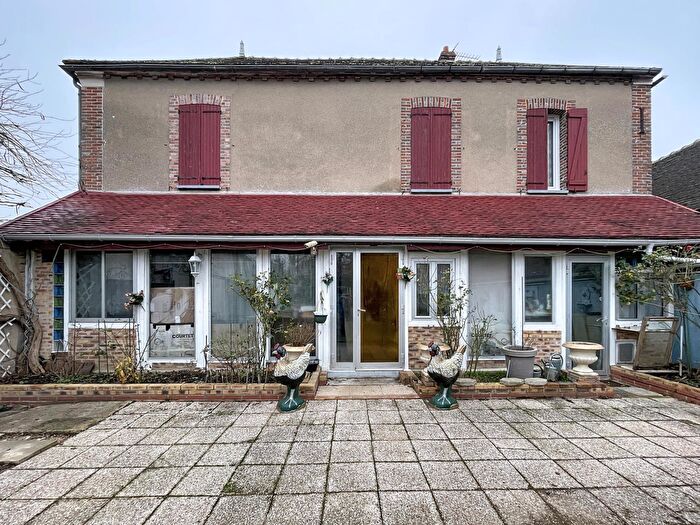 Maison à vendre - Serbonnes - 5 pièces - 3 chambres