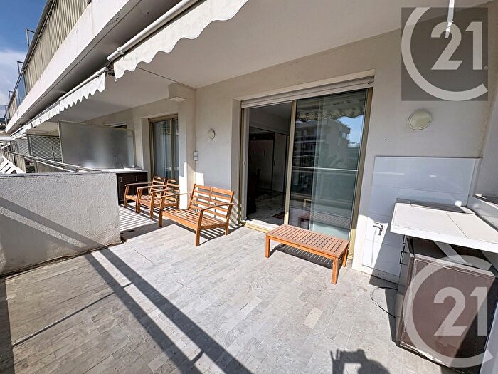 Appartement 3 pièces à vendre - Cannes, Pointe Croisette