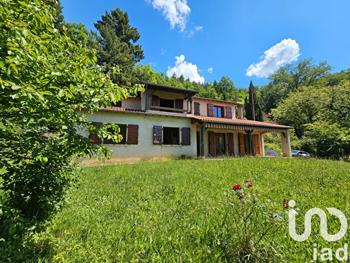 Maison à vendre - Saint-Céré - 5 pièces - 4 chambres