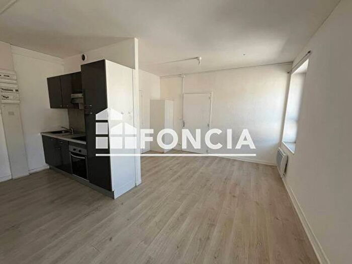 Appartement à louer - Champ de Mars-Bussatte-Victor Hugo, Angoulême - 2 pièces - 1 chambre