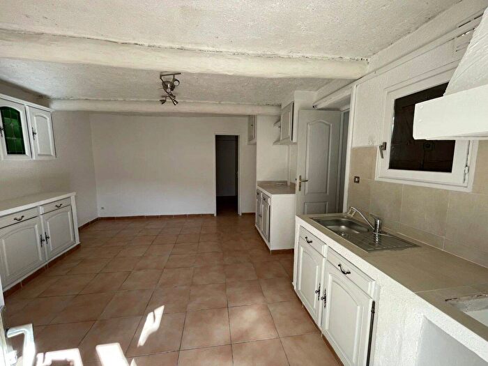 Appartement 2 pièces à Nord-Hameaux, Contes, à louer