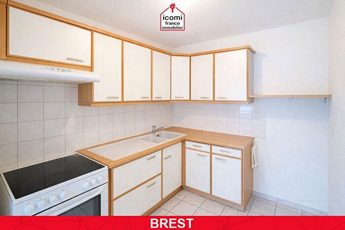Brest, Europe : Appartement 2 pièces à vendre