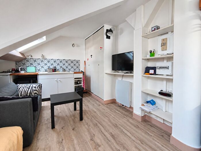 Paris 8ème, Mairie : Appartement 1 pièce à vendre