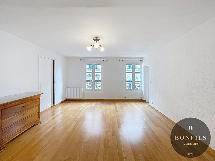 Appartement à louer - Avignon, Raspail, Vernet - 3 pièces - 2 chambres