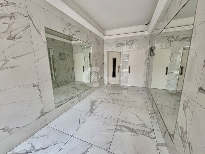 Appartement à vendre - Cannes, Centre-ville - 1 pièce