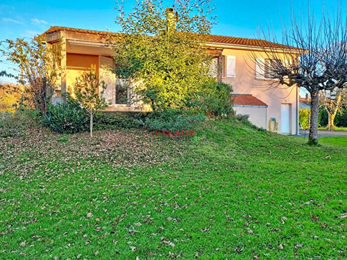 Maison à vendre - Puybrun - 5 pièces - 3 chambres