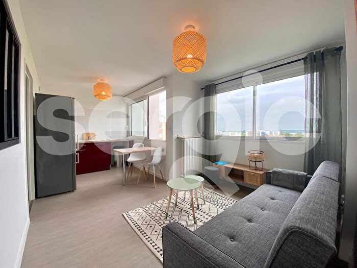 Appartement à louer - Angers, Roseraie - 3 pièces - 2 chambres