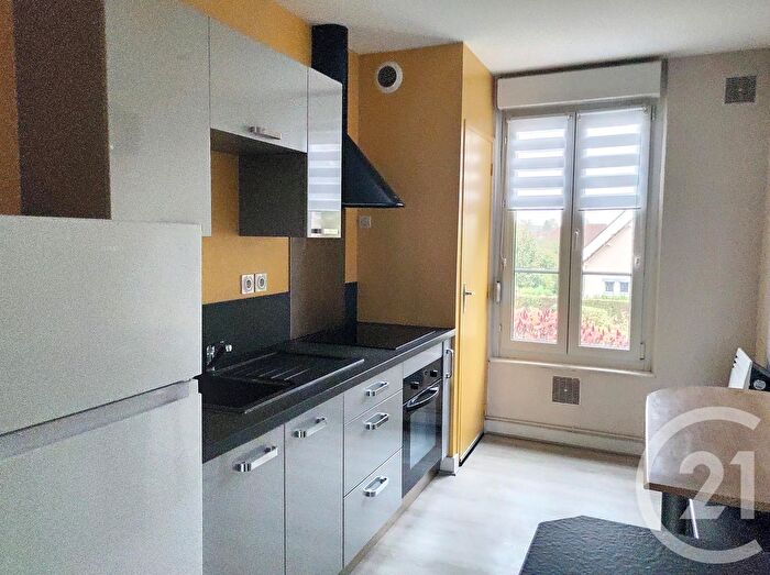 Appartement 3 pièces à Saint-Julien-les-Villas, à louer