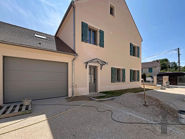 Maison 6 pièces à Dourdan, à vendre