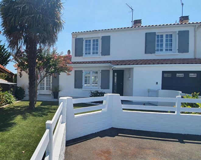Maison 7 pièces à vendre - Rochefort, Faubourg Nord, Stade Philaudrie