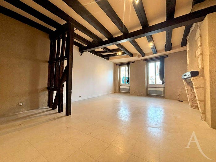 Centre Ville, Bourges : Appartement 1 pièce à louer
