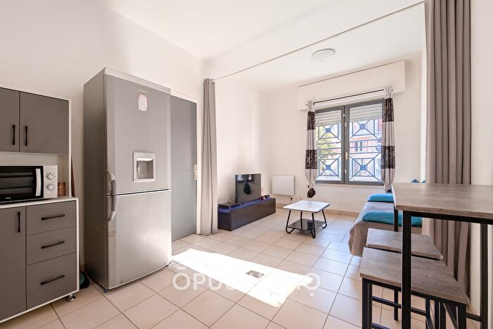 Appartement à vendre - Nîmes, Gambetta - 2 pièces - 1 chambre