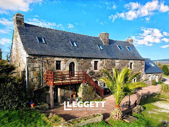 Maison à vendre - Duault - 13 pièces - 6 chambres