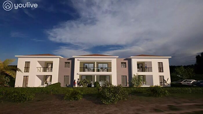 Appartement à vendre - Santa-Lucia-di-Moriani - 3 pièces - 2 chambres