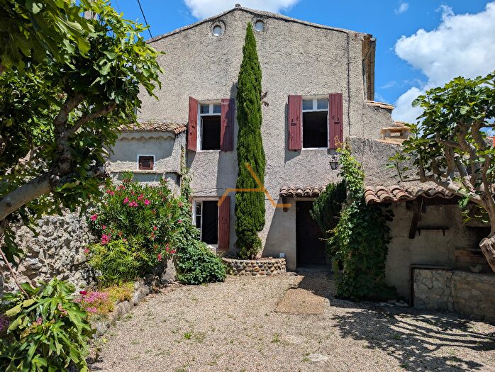 Maison 5 pièces à vendre à Roche-Saint-Secret-Béconne