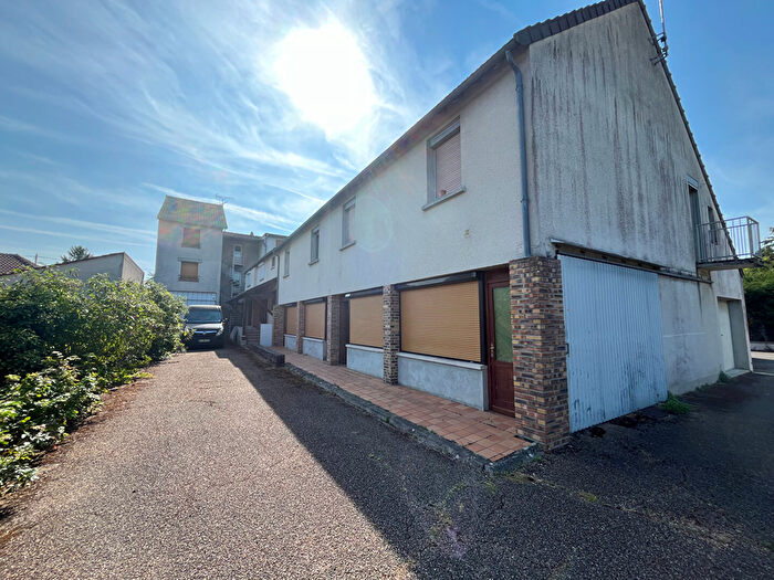 Maison 20 pièces à Dordives, à vendre
