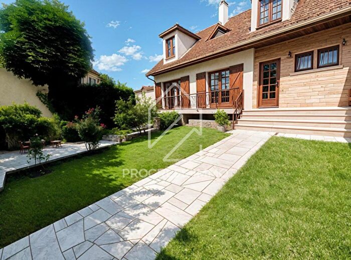 Maison à vendre - Champigny-sur-Marne, Plant, Tremblay - 6 pièces - 5 chambres