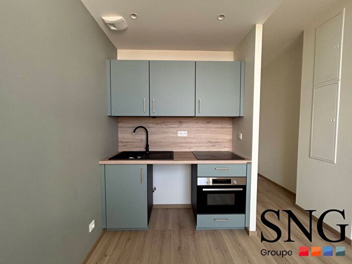 Appartement à louer - Centre Ville, Dole - 1 pièce