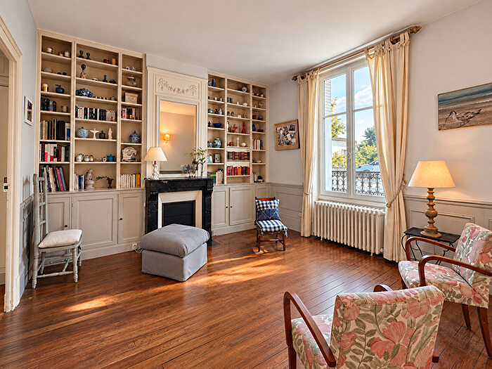 Orléans, Dunois, Châteaudun : Maison 8 pièces à vendre