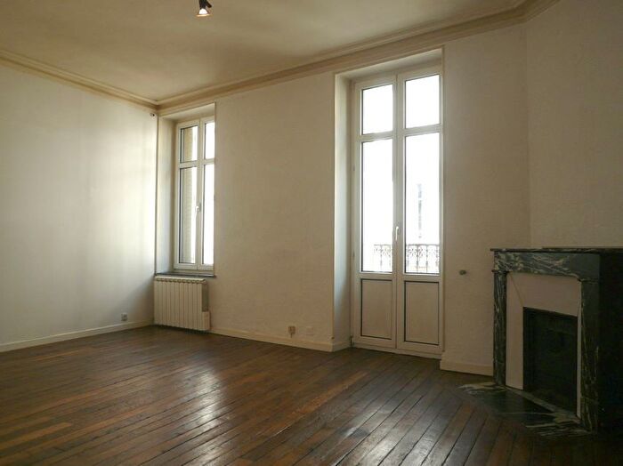 Appartement à louer - Nancy, Mon Désert, Jeanne dArc, Saurupt, Clémenceau - 2 pièces - 1 chambre