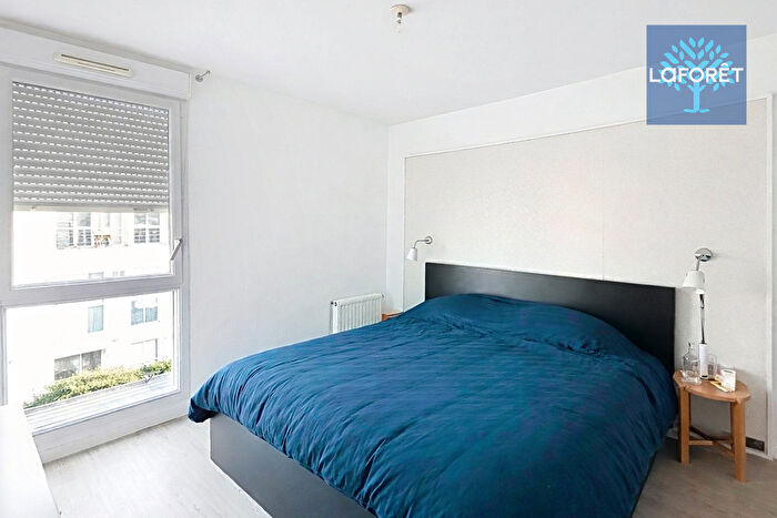 Appartement à vendre - Montigny-le-Bretonneux, Le Village - 2 pièces - 1 chambre