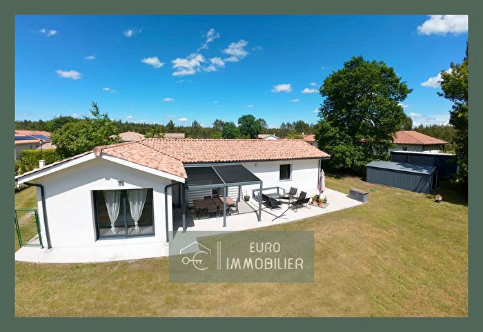 Belhade : Maison 4 pièces à vendre
