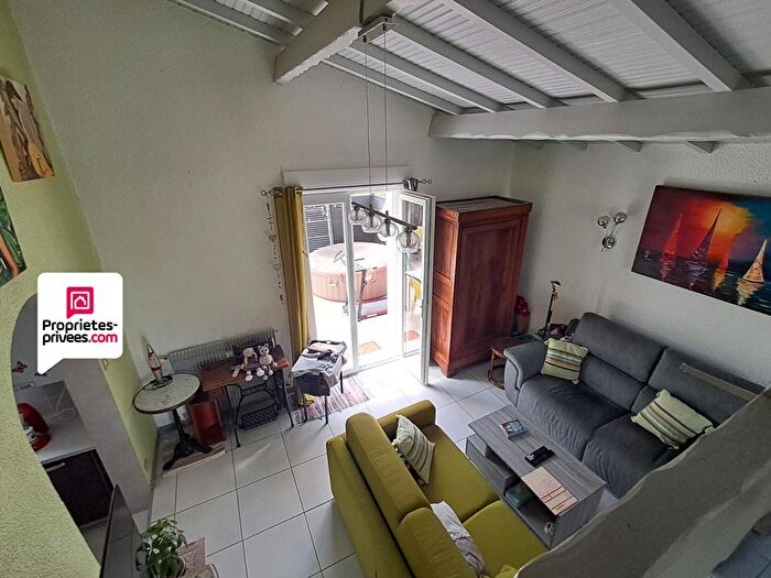 Maison 6 pièces à vendre à Fontenay-le-Comte, Charzais, Granges, Ardennes