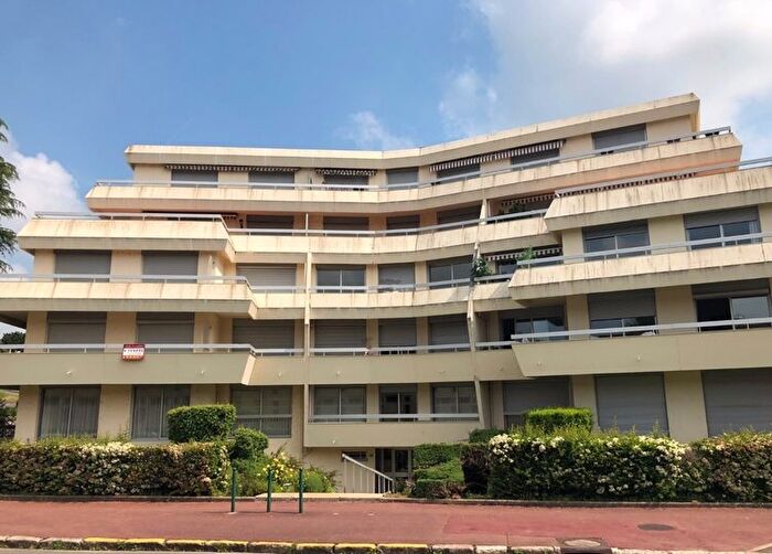 Appartement à louer - Gien, Centre-ville - 3 pièces - 2 chambres