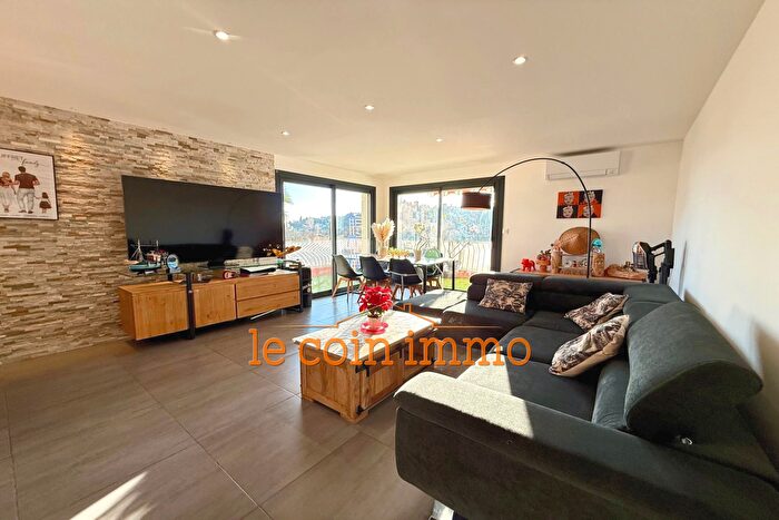 Appartement à vendre - Cagnes-sur-Mer, Les Canebiers - 3 pièces - 2 chambres