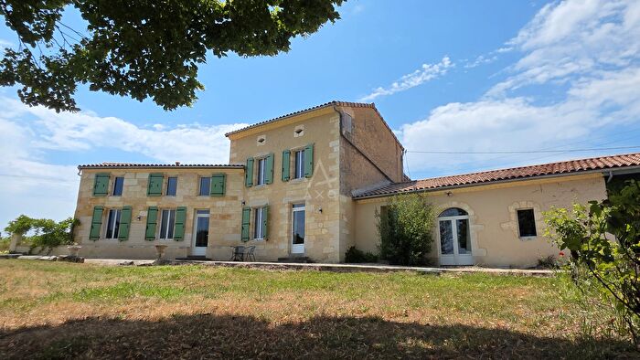 Berson - Maison 12 pièces à vendre