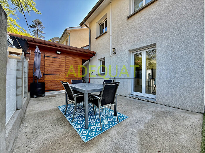 Saint-Victor-de-Cessieu : Maison 4 pièces à vendre