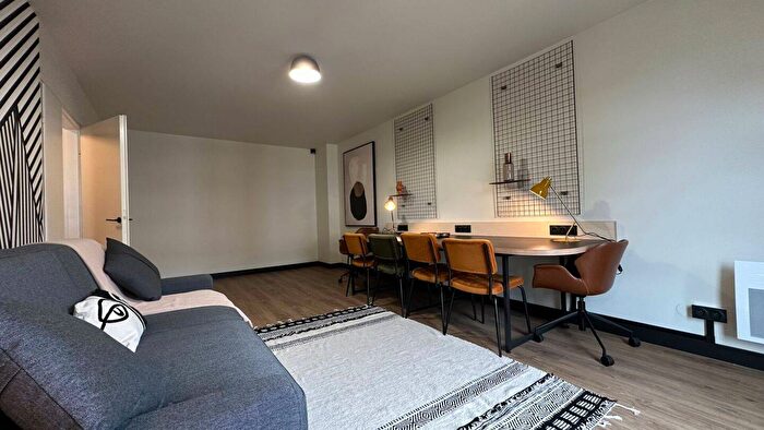 Appartement à louer - Royallieu, Compiègne - 3 pièces - 2 chambres