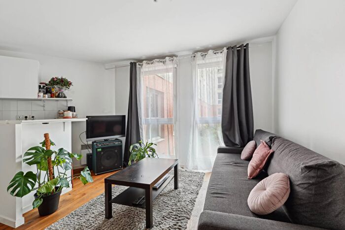 Appartement à vendre - Clichy, République, Victor Hugo - 2 pièces - 1 chambre