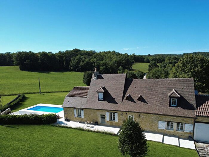Faux - Maison 5 pièces à vendre