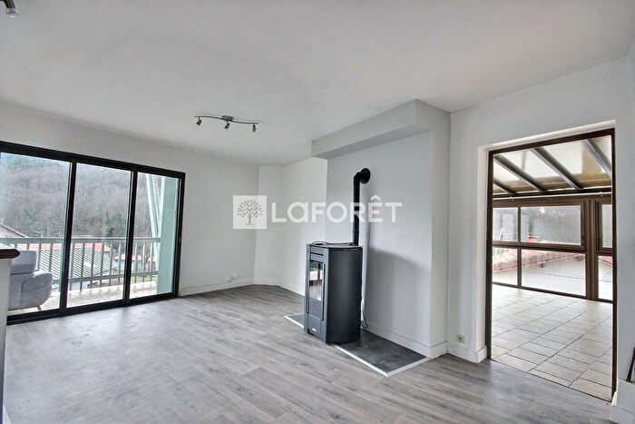 Maison à vendre - Saint-Thurin - 13 pièces - 6 chambres