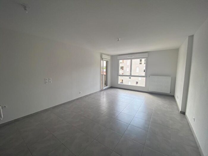 Villefontaine, Servenoble - Appartement 4 pièces à louer