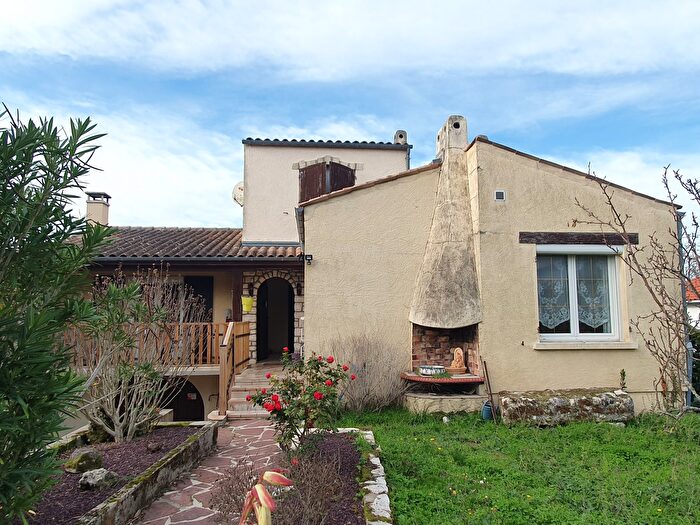 Maison à vendre - Semussac - 4 pièces - 3 chambres