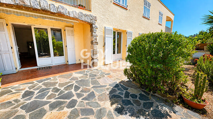 Appartement 3 pièces à vendre - Cavalaire-sur-Mer, Castillane, Vivards, Roseraie, Rigaud, Cros de Mouton