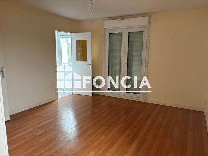 Appartement à louer - Moret-Loing-et-Orvanne - 1 pièce