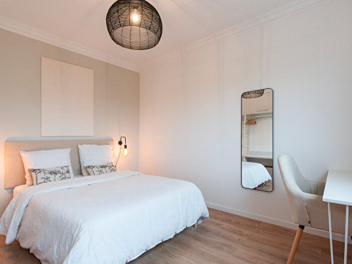 Vénissieux, Georges Levy, Ernest Renan, Moulin à vent - Appartement 5 pièces à louer
