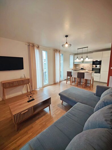 Appartement à louer - Chartres - 2 pièces - 1 chambre