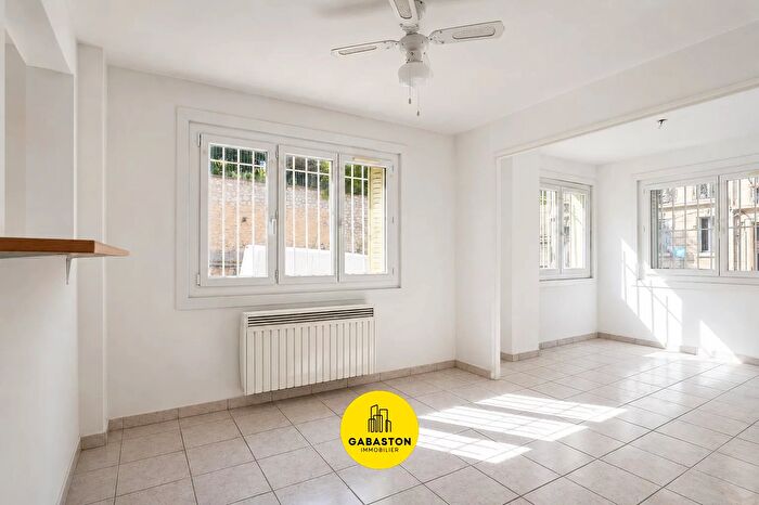 Appartement 3 pièces à vendre à Marseille 4ème, Cinq Avenues