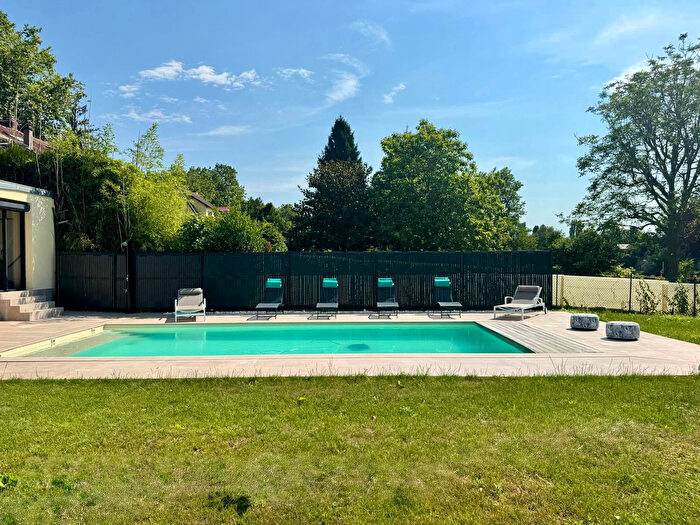 Mézy-sur-Seine - Maison 9 pièces à vendre