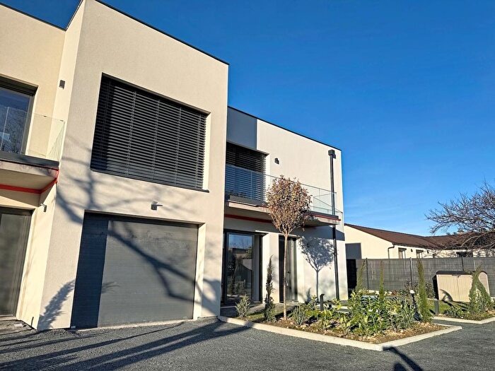 Maison à vendre - Sainte-Foy-lès-Lyon, La Plaine, Chantegrillet - 5 pièces - 3 chambres