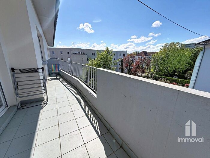 Appartement à vendre - Ostwald - 5 pièces - 3 chambres